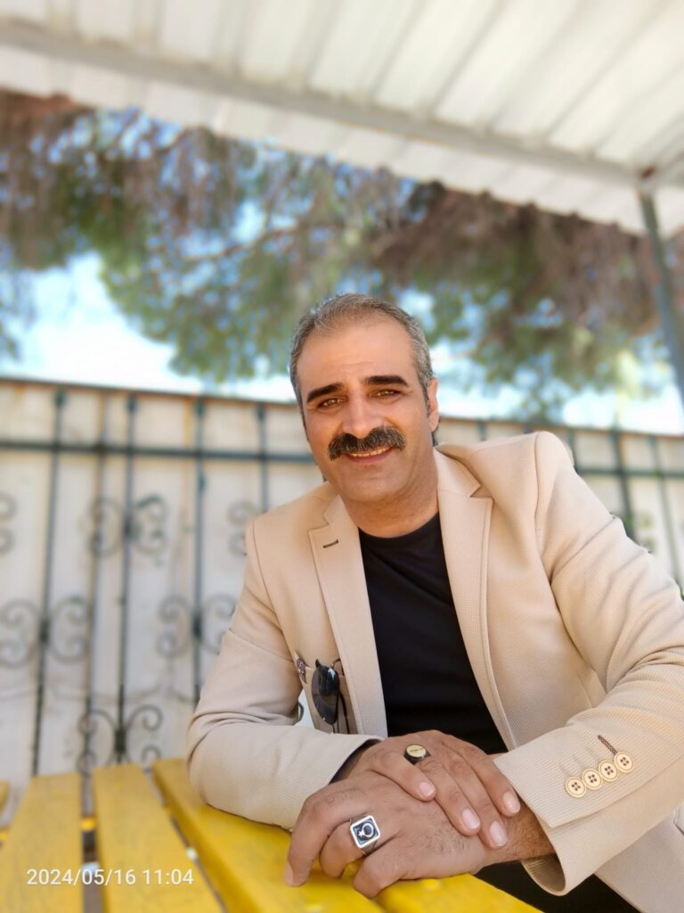 Levent Ekinci | Magazin Evreni