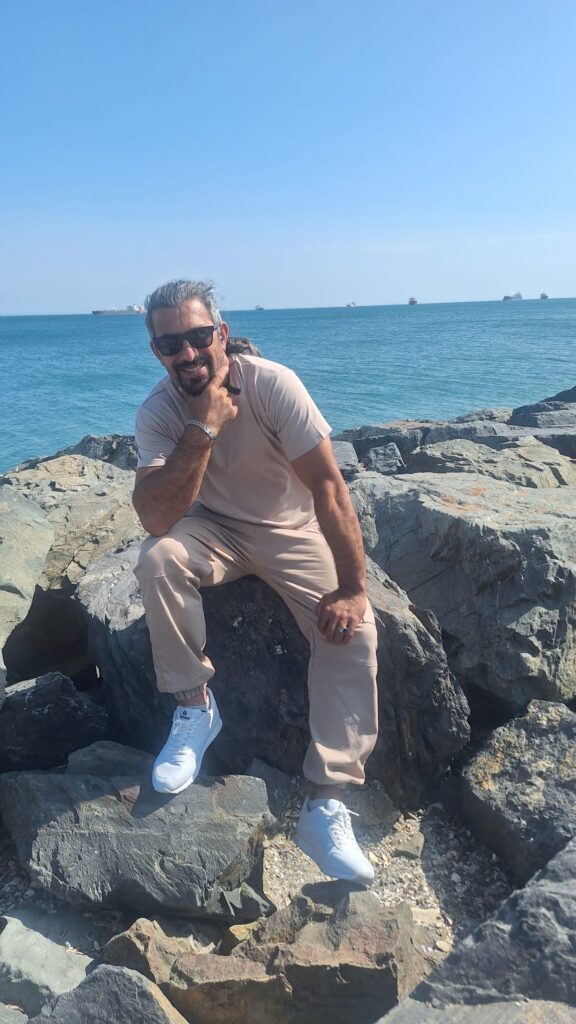 Cafer Sal | Magazin Evreni